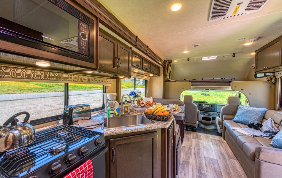 MH C29-31 - mit Slideout - CamperWorld Reisen AG